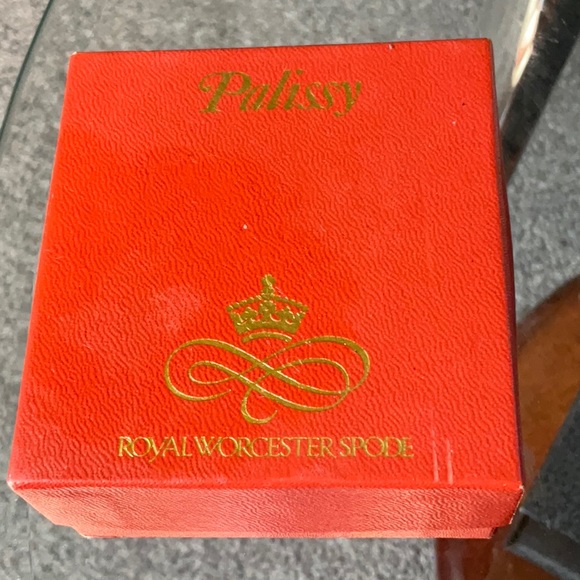 Spode | Holiday | Royal Worcester Spode Palissy Trinket Box | Poshmark